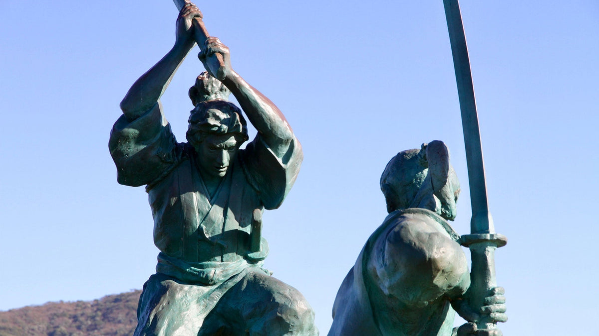 Miyamoto Musashi: Legendary Japanese Sword Saint & His Techniques ...